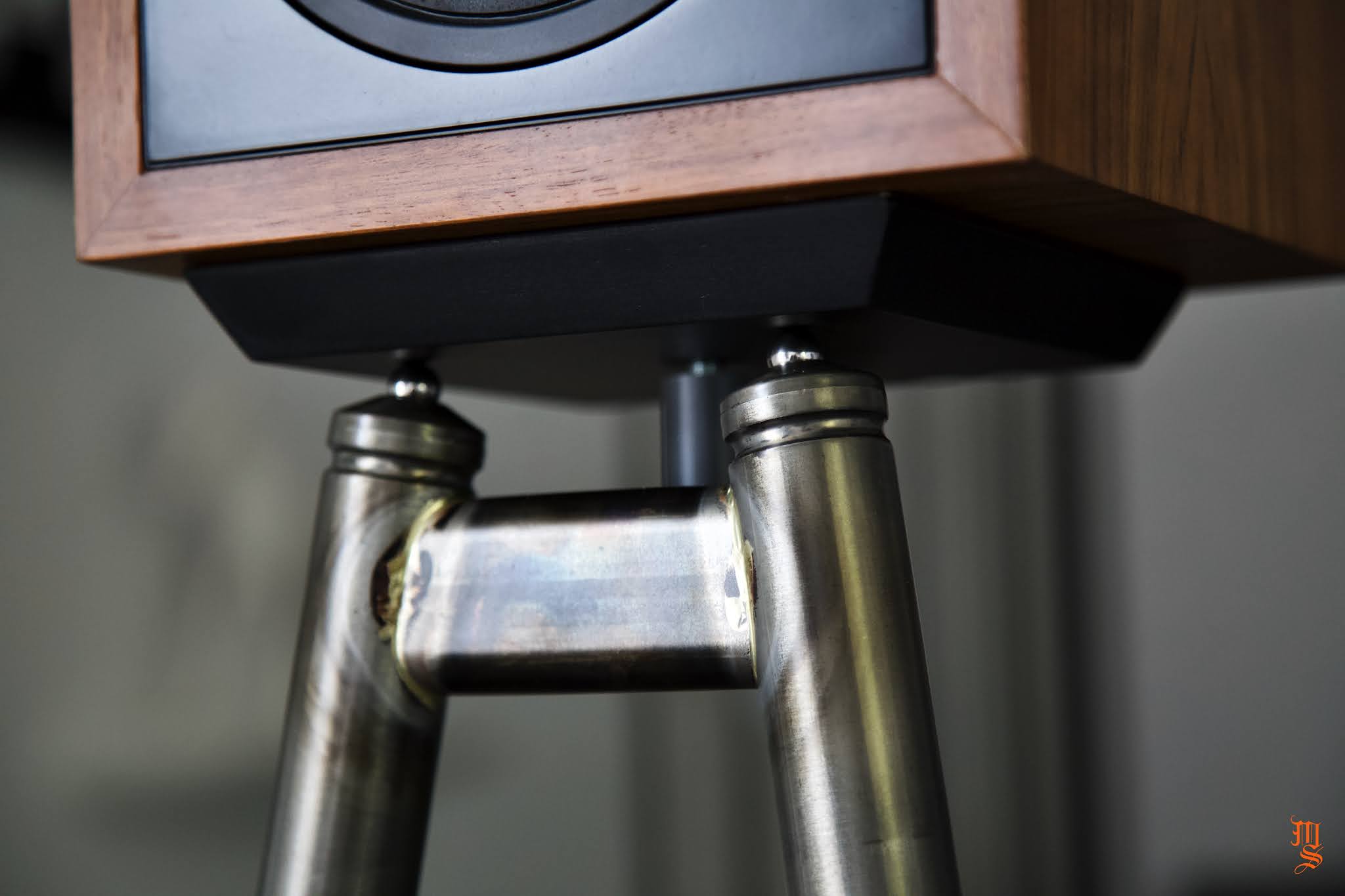 SOLID STEEL SS-7 VINTAGE HI-FI SPEAKER STANDS REVIEW – M & S | Ultimate ...