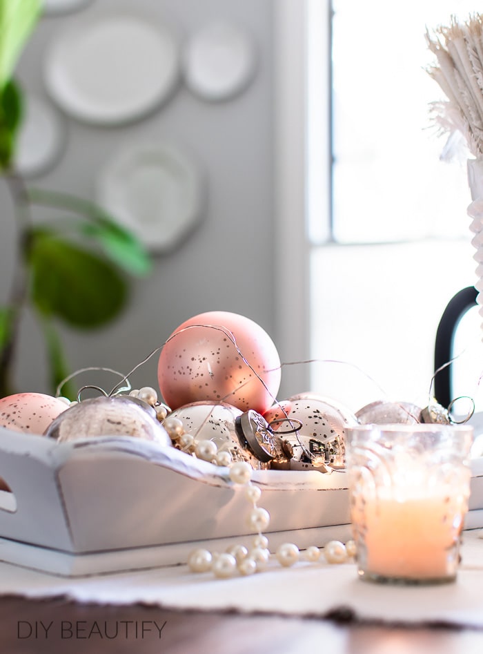 You're Going to Love These Blush Pink Winter Decor Ideas! - DIY ...