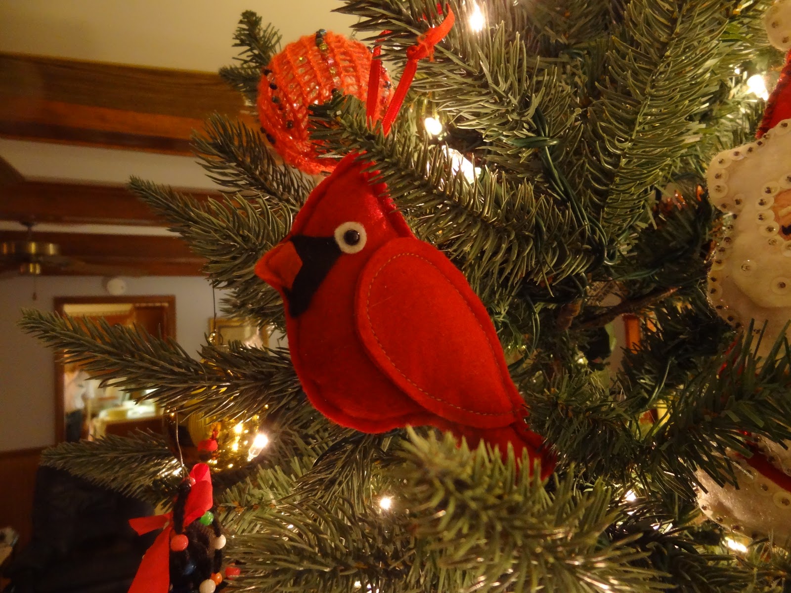 Live and Learn-Toss and Turn: Ornament Parade 3