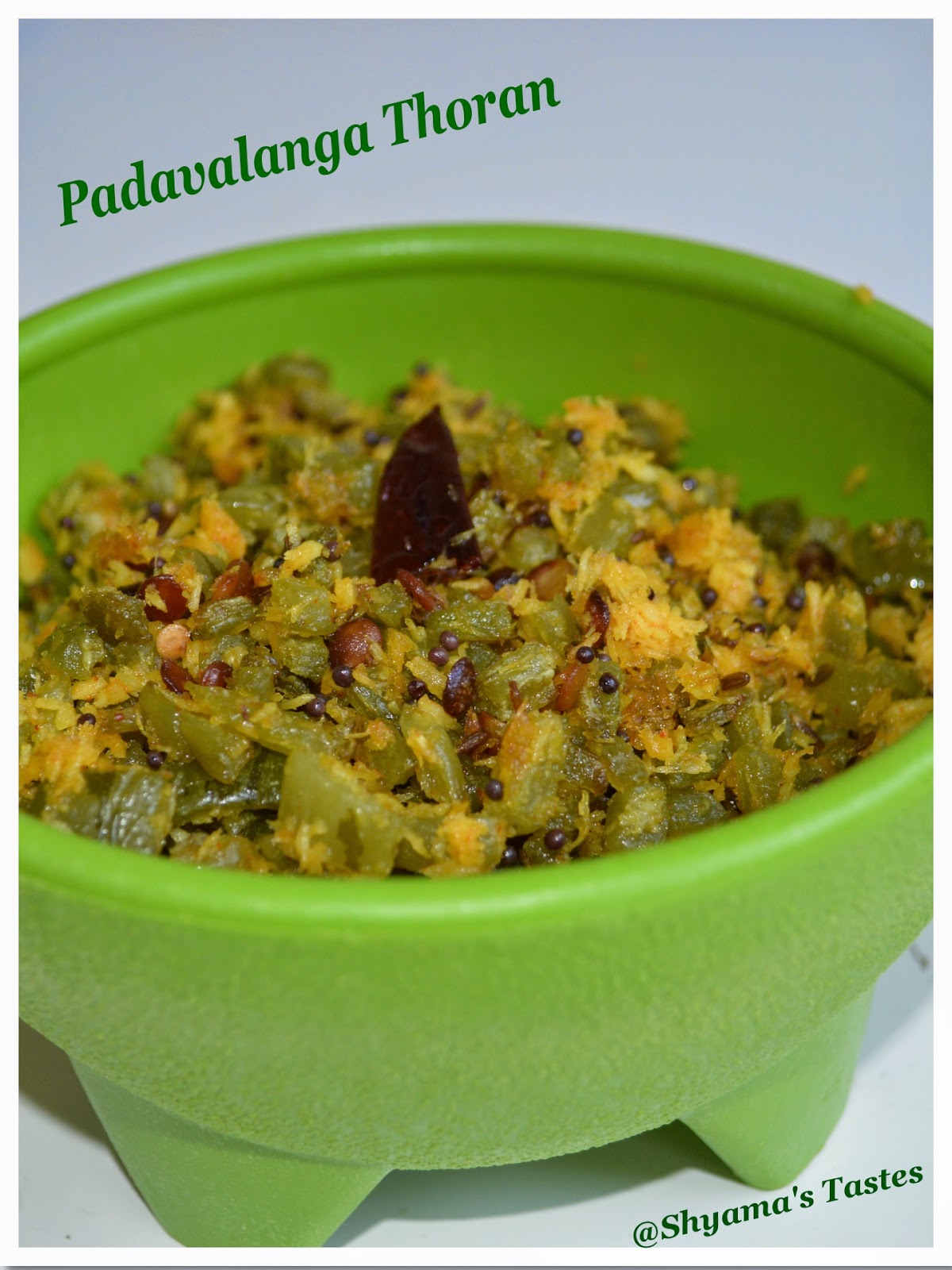 Shyama's Tastes: Padavalanga Thoran/Snake Gourd Thoran