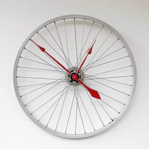 Fresh Pics: 28 Unusual And Creative Clocks