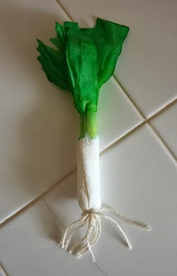 A Round-Up of Paper Foods for Kids to Make! - Radmegan