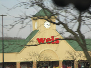 Glimpse: Weis #88 - Lancaster, PA (Manheim Pike)