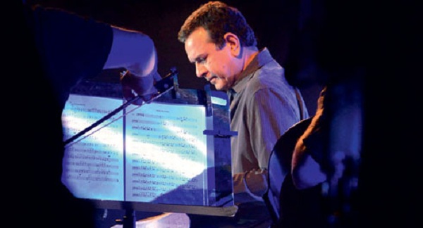 Ο Σταμάτης Σπανουδάκης ξεφτίλισε τη Ρεπούση στο κατάμεστο Ηρώδειο