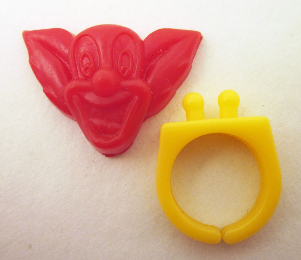 Things of Plastic: Bozo Bread Ring Premium