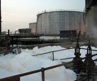 wild shores of singapore: Shell refinery fire at Bukom: what caused it?