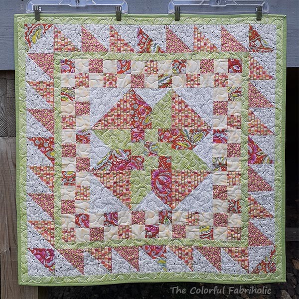 The Colorful Fabriholic: Rocking Chair Quilts