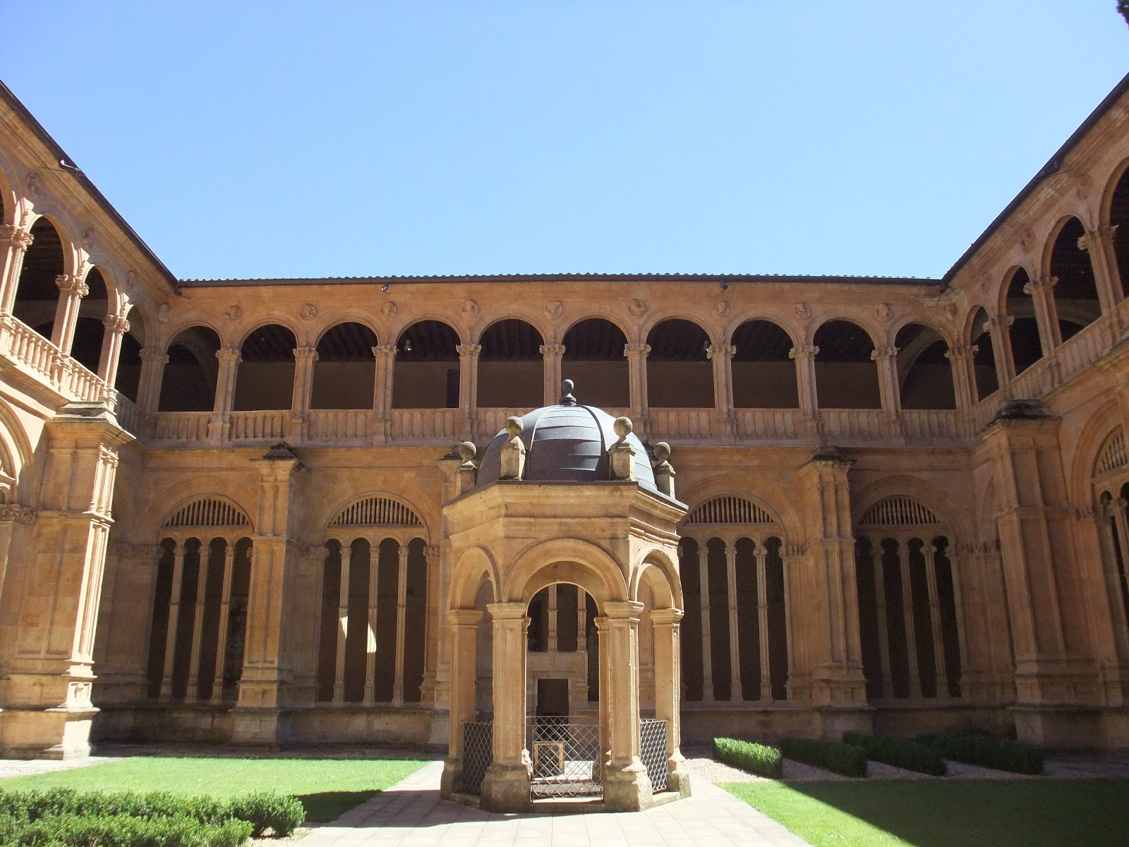 Buscando Montsalvatge: SALAMANCA. Convento dominico de San Esteban