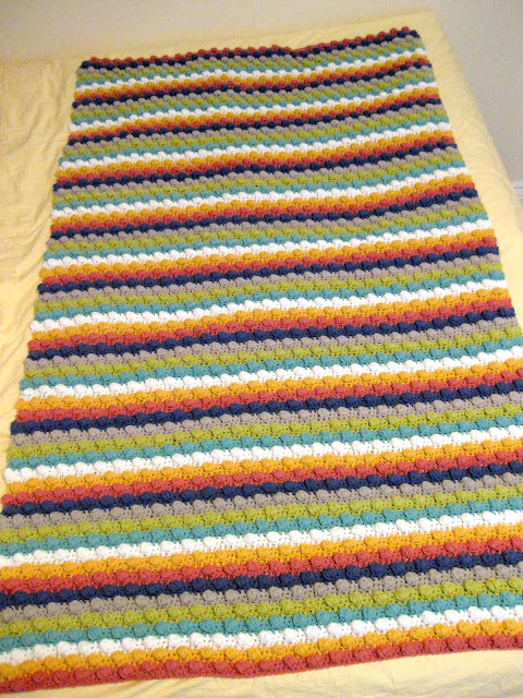 All Things Bright and Beautiful: Bobble Blanket