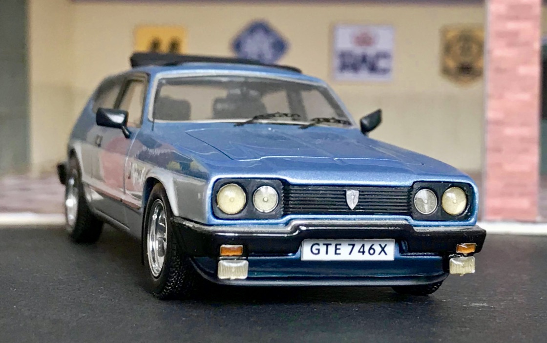 El Kekomóvil: Reliant Scimitar GTE SE6 de Neo Scale Models