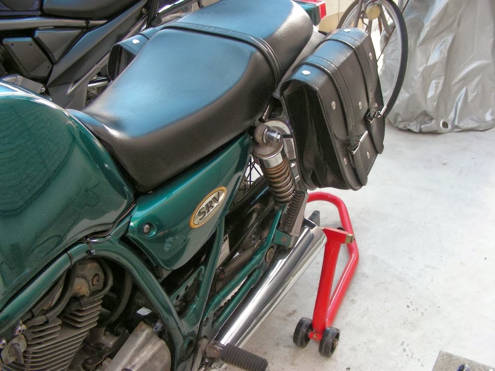 デジタルグッズとバイクの日々: YAMAHA SRV250 にバックを付けたい ファイナルアンサー