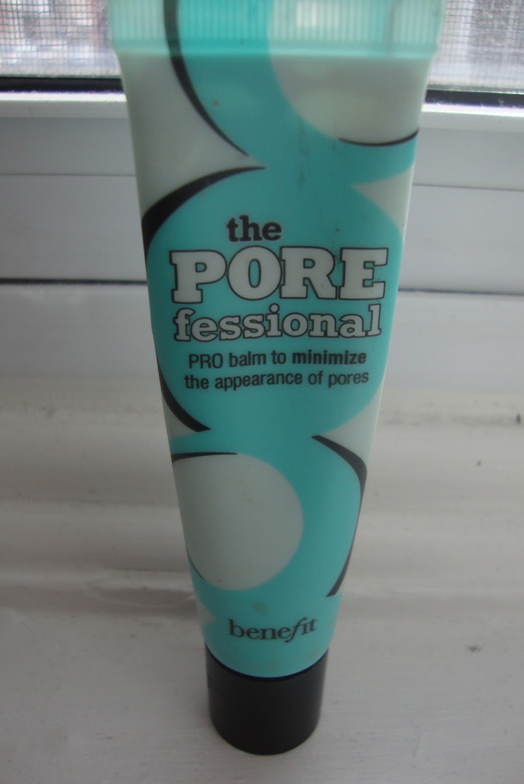 12 Steps to Fabulous: My Favourite Primer: Benefit Pore-fessional