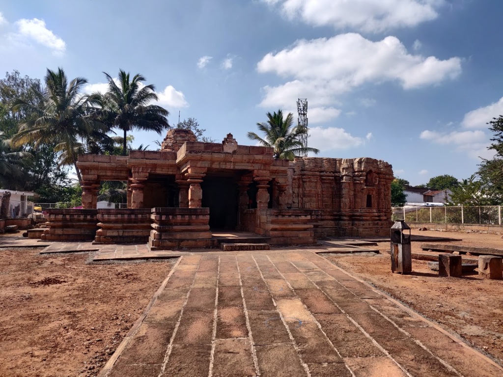 Hindu Temples of India: Banashankari Temple, Amargol, Karnataka