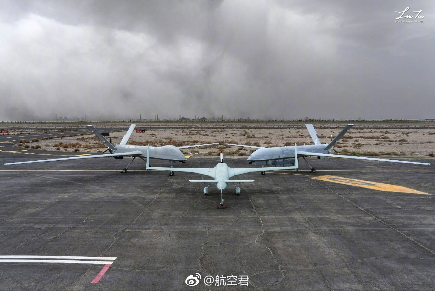 China Defense Blog: Photos of the day: ALIT CH-4 ELINT variant UCAV