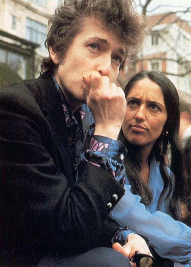 47 Interesting Color Photos of a Young Bob Dylan in the 1960s ~ Vintage ...