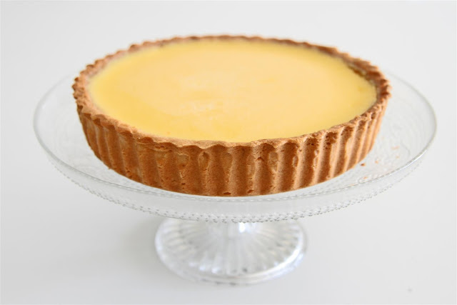 Classic Lemon Tart | Cakelets & Doilies