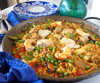 MY KITCHEN IN SPAIN: A WEEKDAY PAELLA