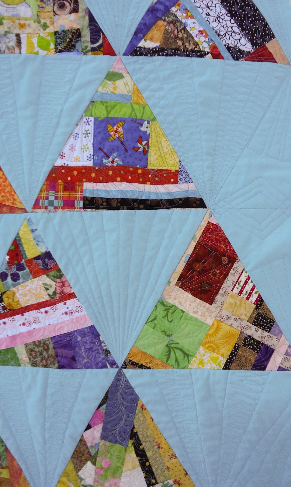 Quilting & Learning - What a Combo!: Scrappy Triangle Baby Quilt Finish
