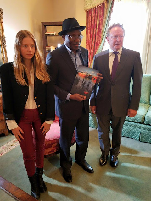 BLOG: Goodluck Jonathan meets with Andrew Forrest, founder of Walk Free ...