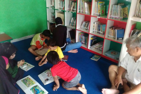 Taman Bacaan Masyarakat ~ PKBM RAFLESIA