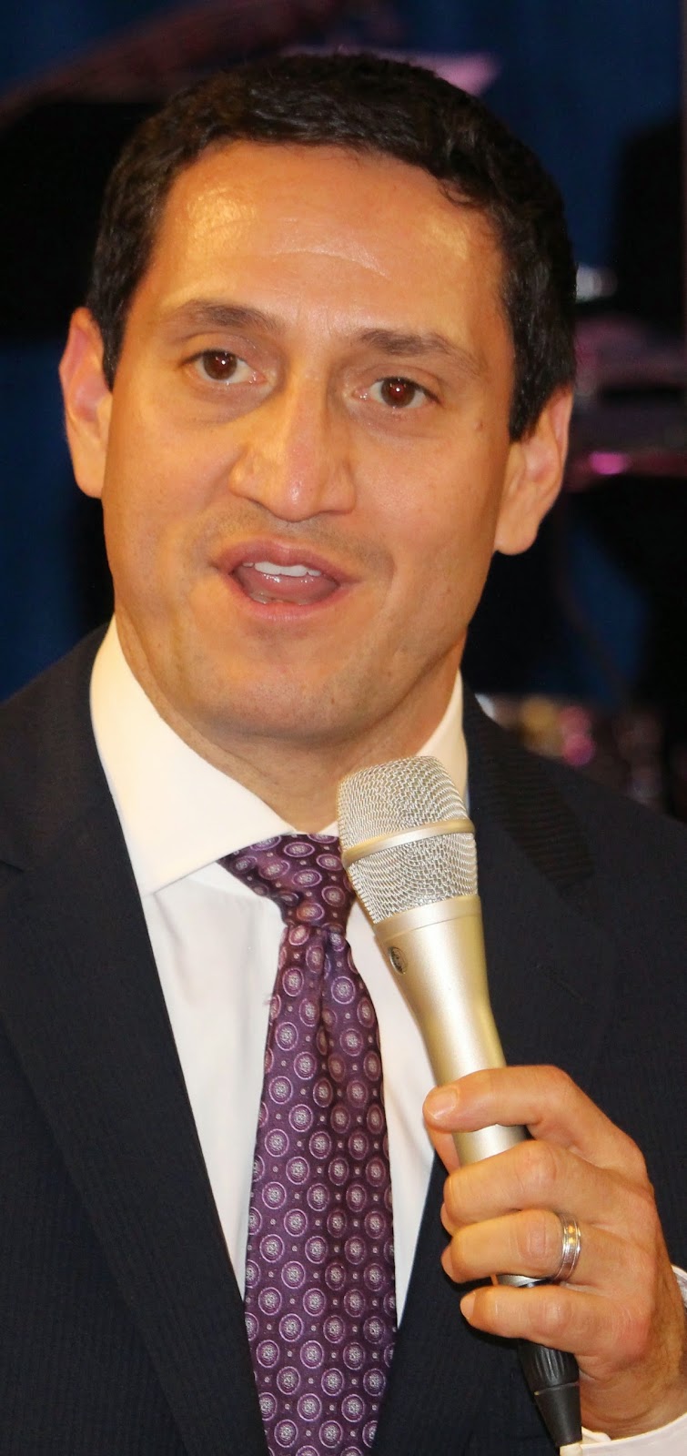 Walker Report - Shedding Light on Bexar County: State Rep. Justin ...