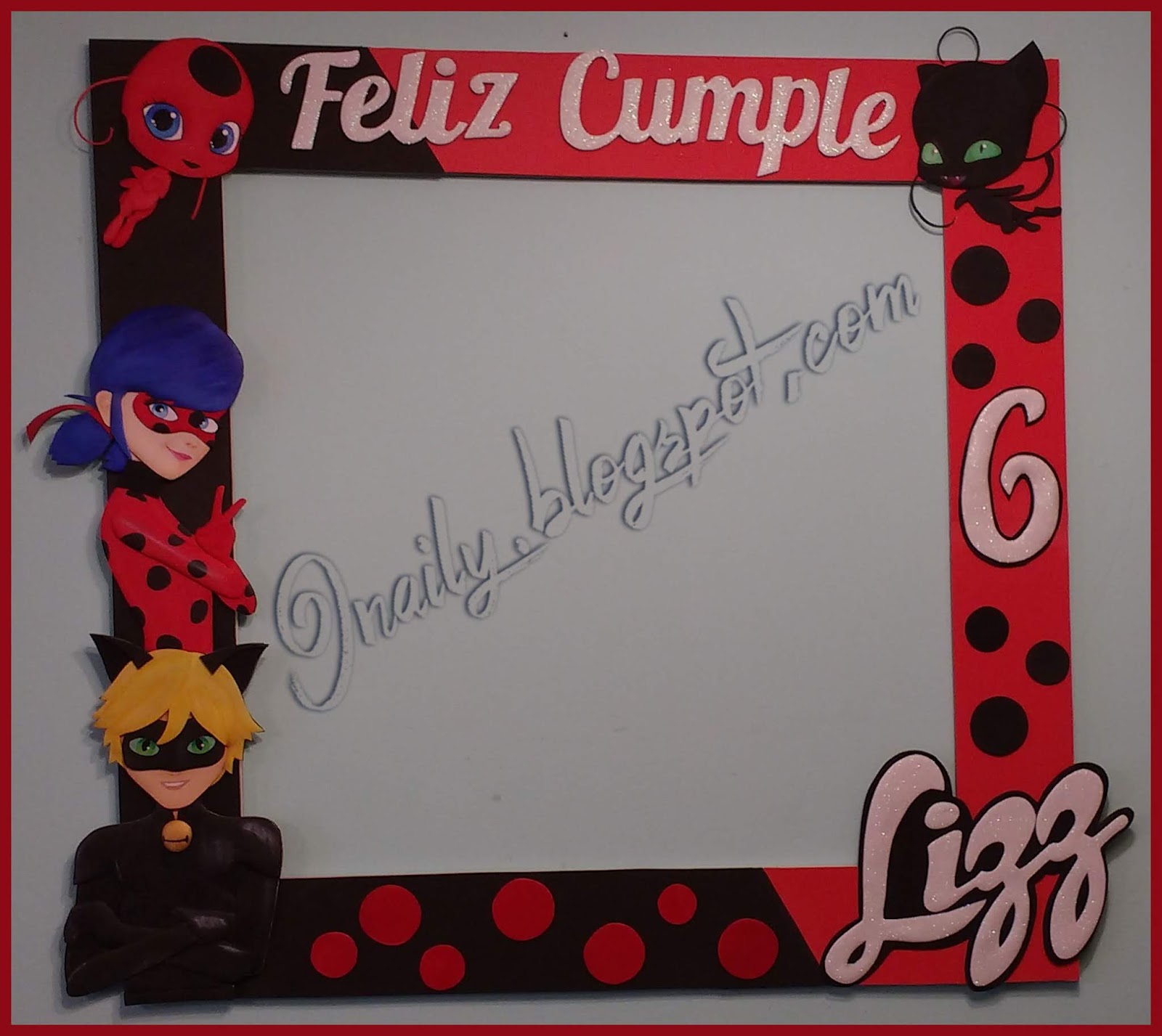 Onaily: MARCO SELFIE DE LADYBUG