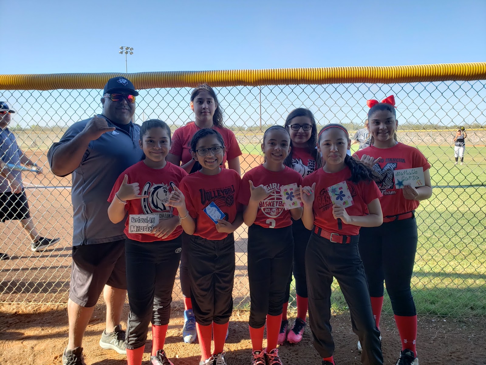 Eagle Pass ISD - iVision: Maverick Softball Nurtures Little Sisters
