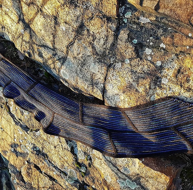 Reill blog o pletení: Skvělý pánský šátek - Clockwork by S. West