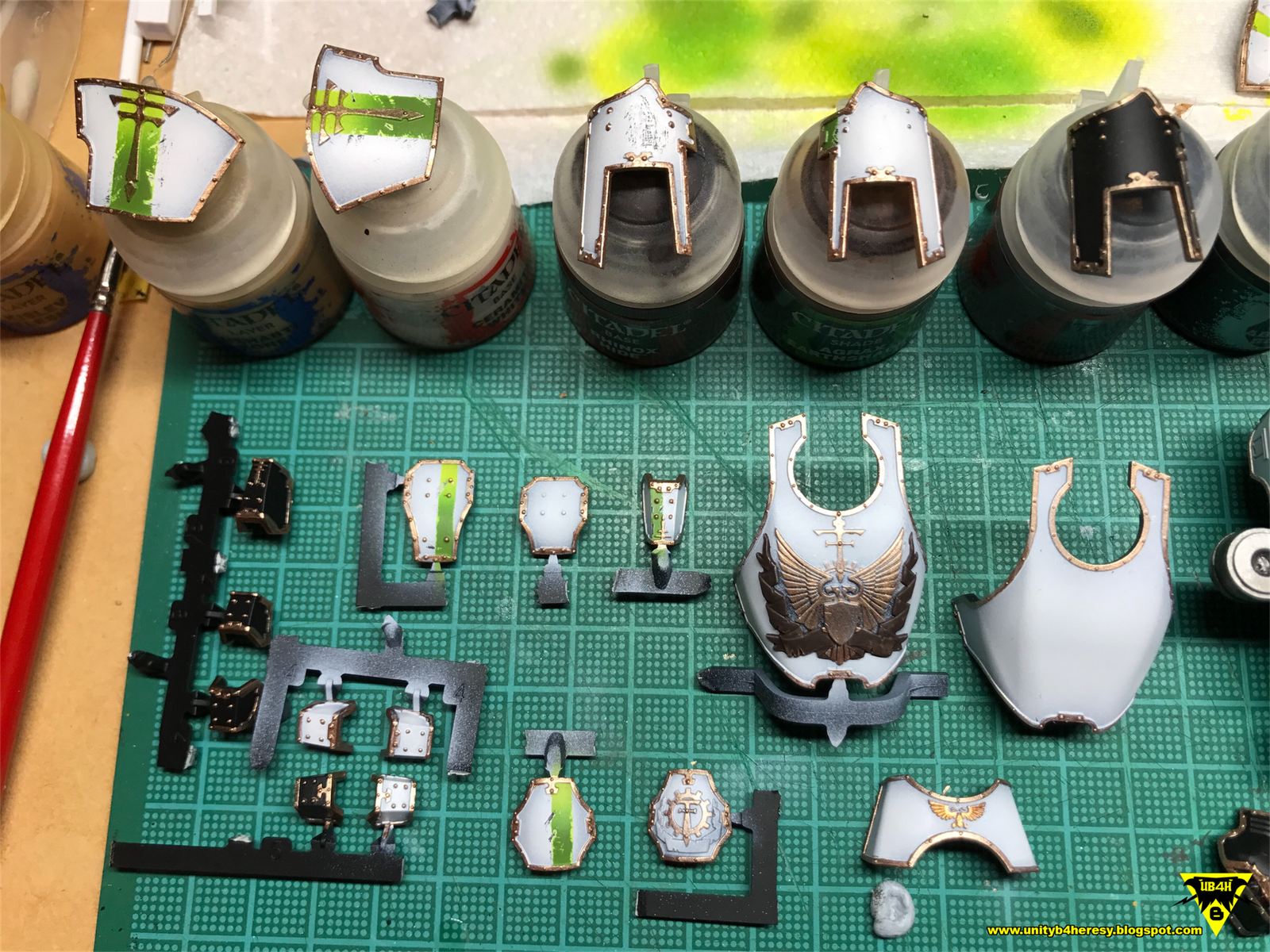 Adeptus Titanicus - Legio Defensor Titan Build and Paint.