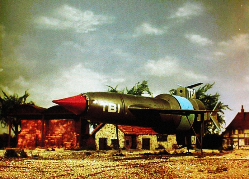 MUSINGS OF A SCI-FI FANATIC: Thunderbirds S1 Ep8: Operation Crash-Dive