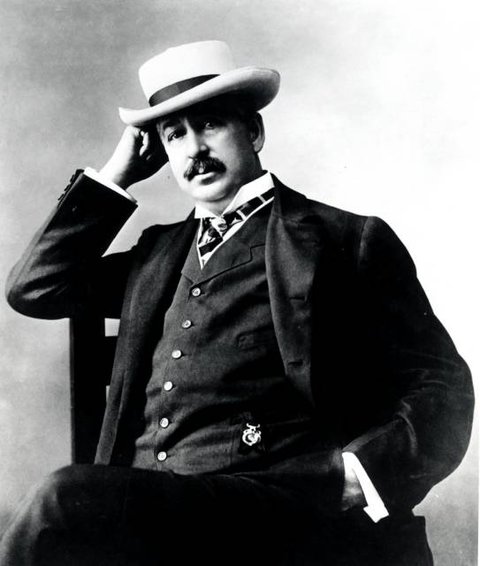 Profil King C. Gillette - Penemu Pisau Cukur (Silet) - BULETIN TOKOH DUNIA