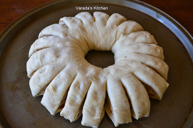 Varada's Kitchen and Garden: Swedish Coffee Bread