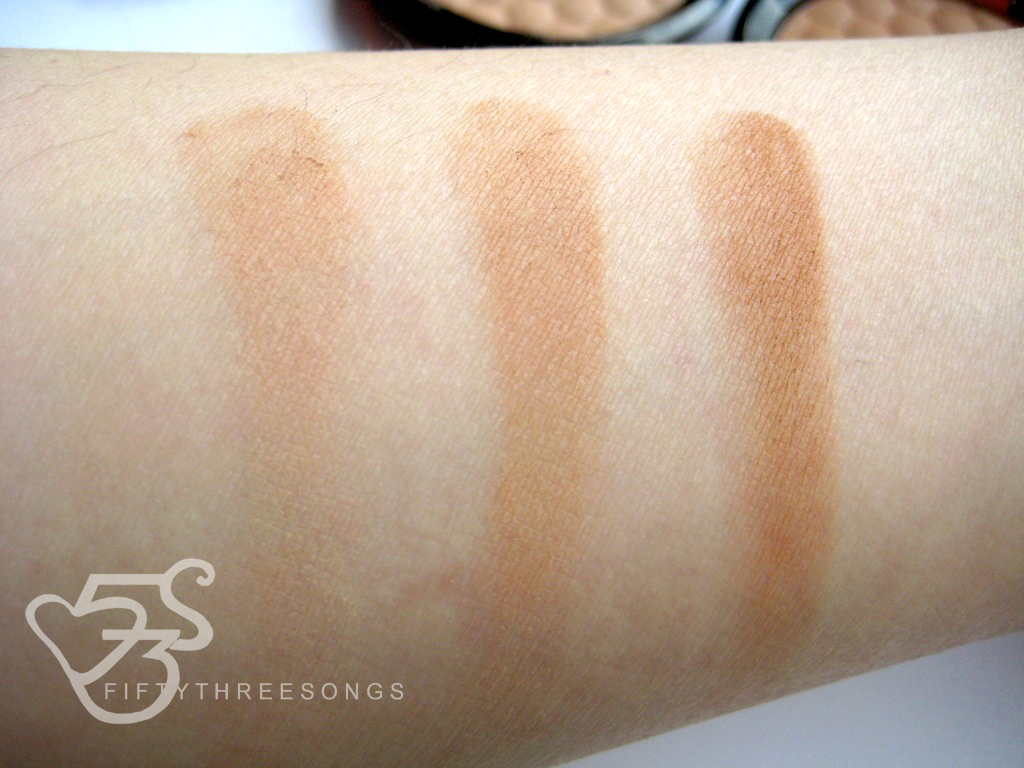 The Body Shop Honey Bronzing Powder Photos, Swatches and Review