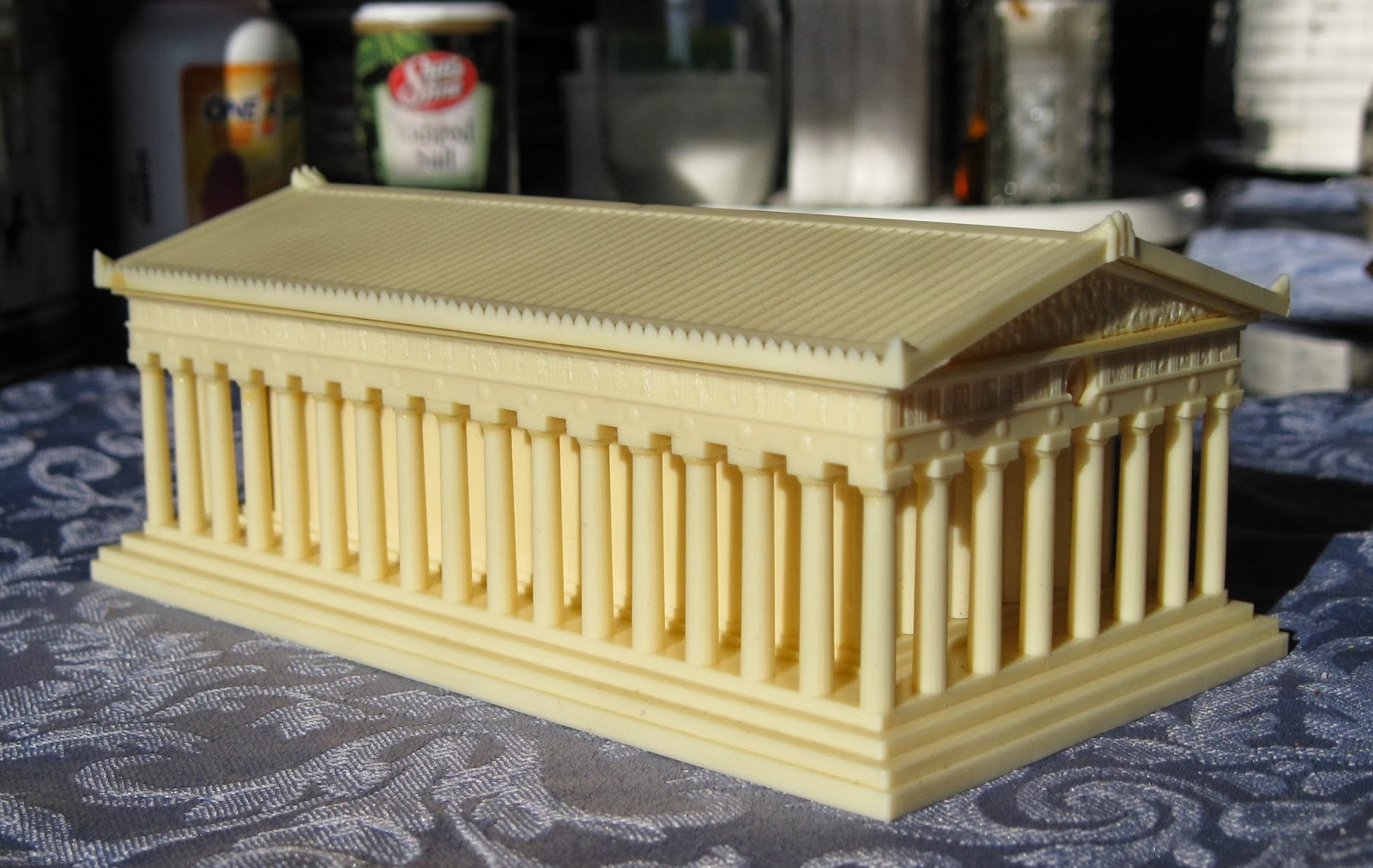 Jim's Junk!: A plastic model Parthenon? Yes, really!