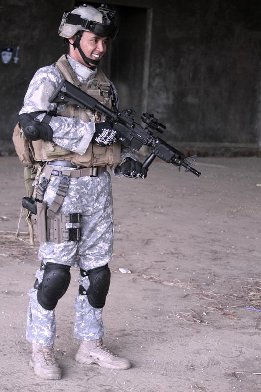 MARCOMM: ACU (Army Combat Uniform) [BDU]