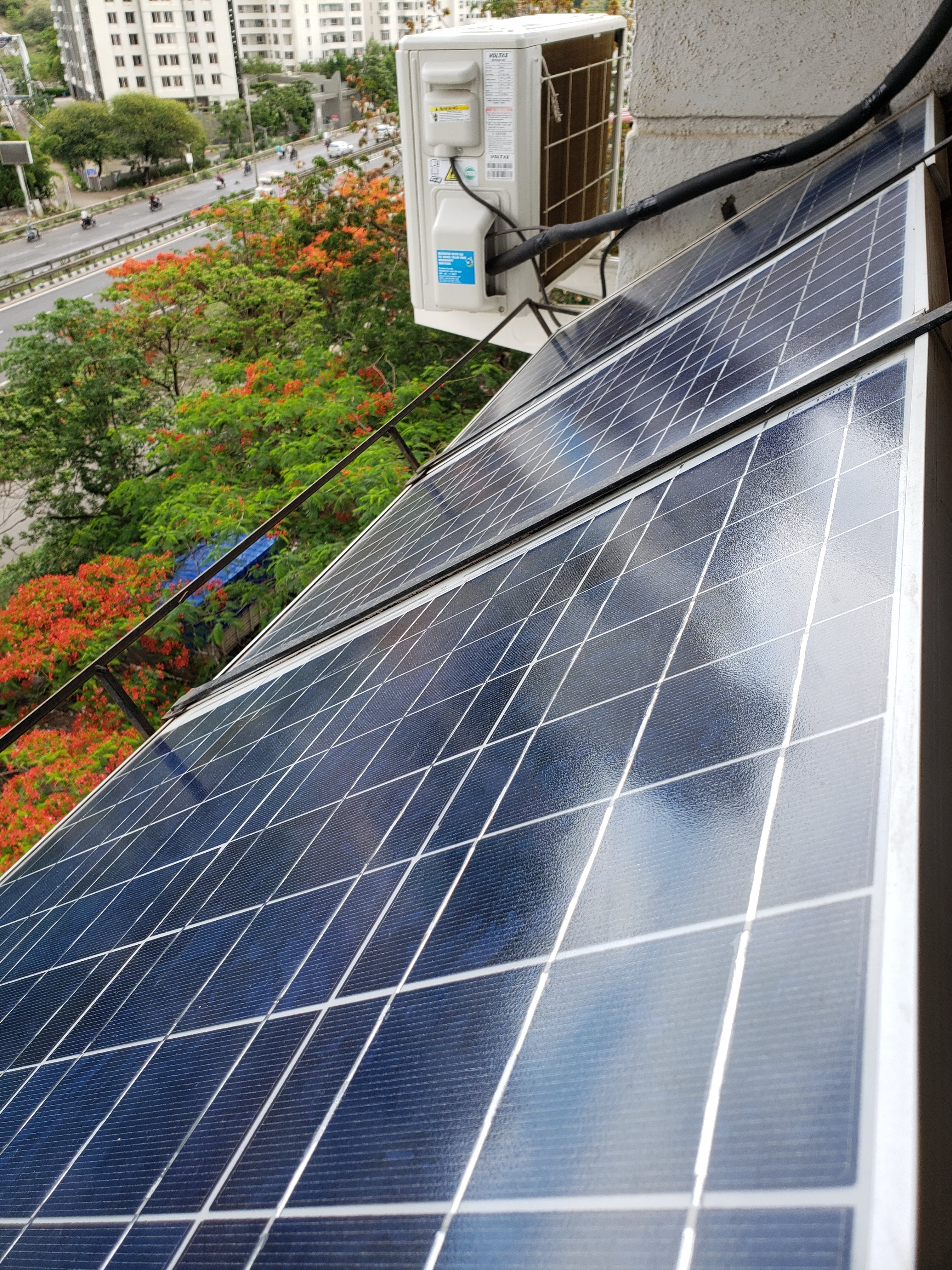 Zion: Solar Powered Desk