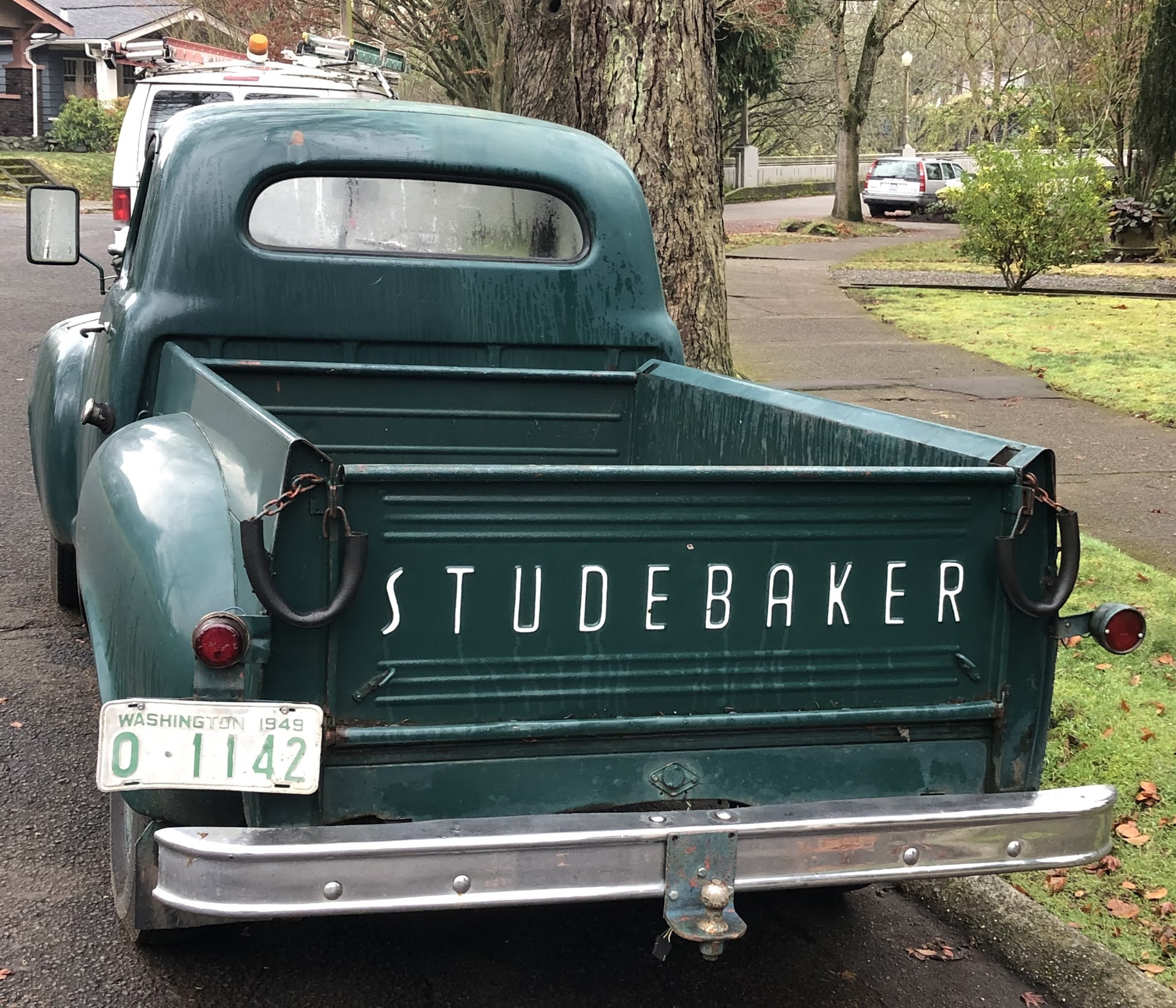 Seattle's Old Cars: Merry Christmas! 1949 Studebaker 2R Pickup Truck