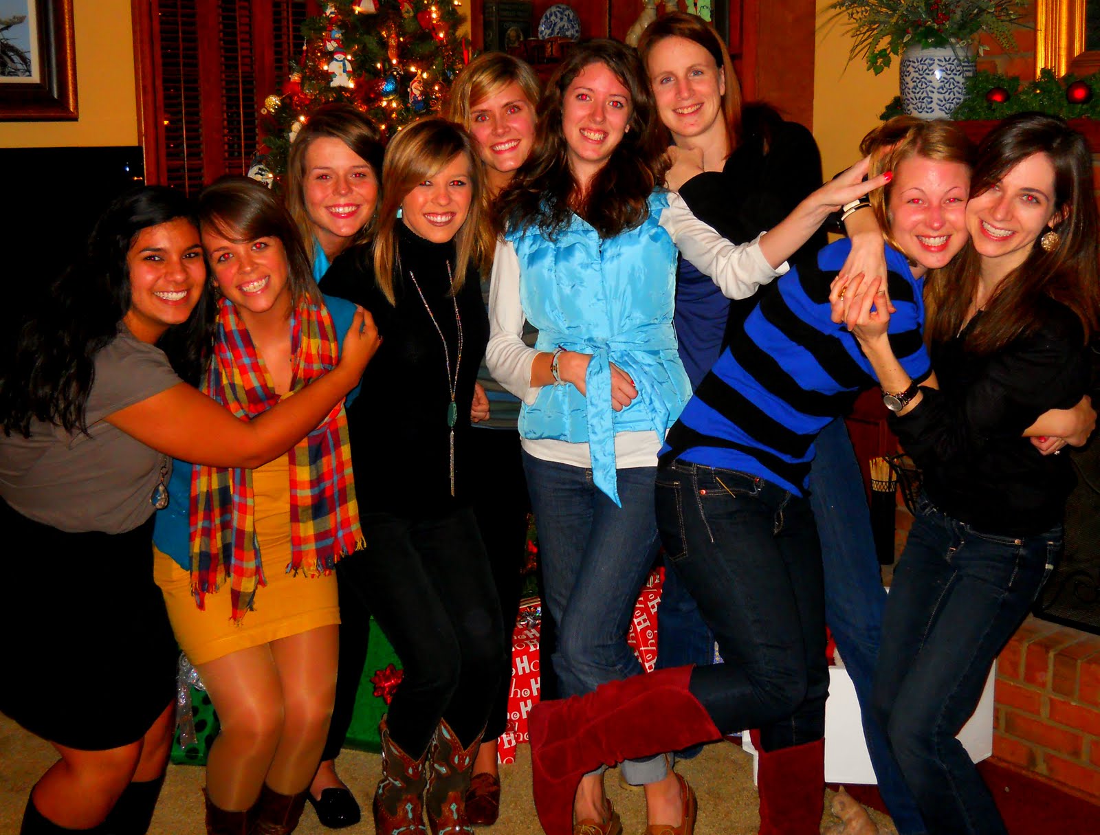 Just a Small Town Girl...: Class of '07 Annual Christmas Party