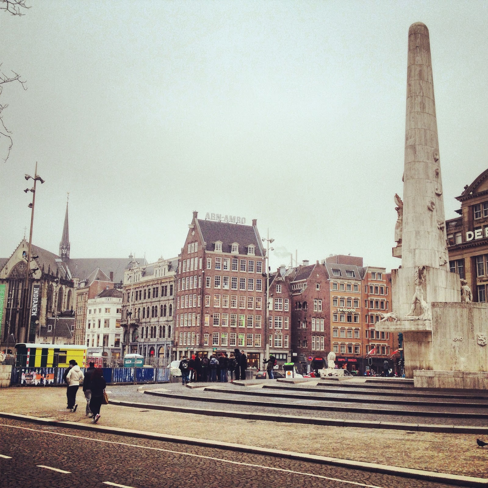 Peace Love Wanderlust: Dam Square, Amsterdam!