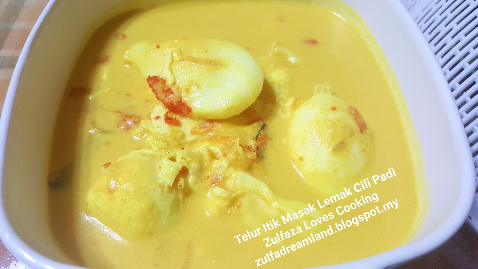 ZULFAZA LOVES COOKING: Telur itik masak lemak cili padi