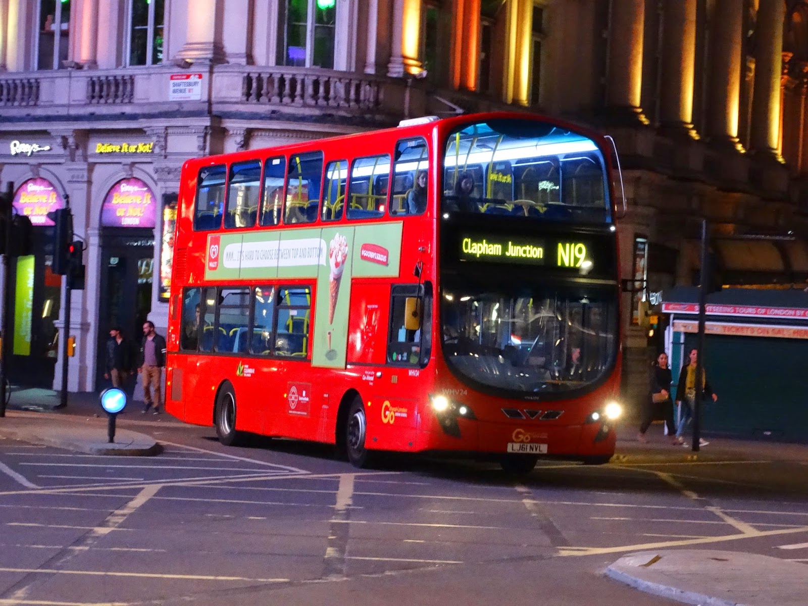 London Connected: Gallery: Routes N1-N551