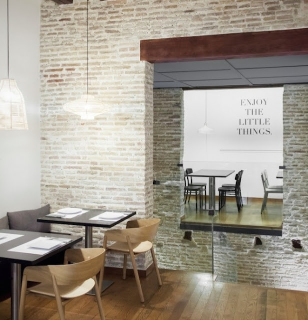 Decoration of a Scandinavian-style restaurant - Lady's Houses