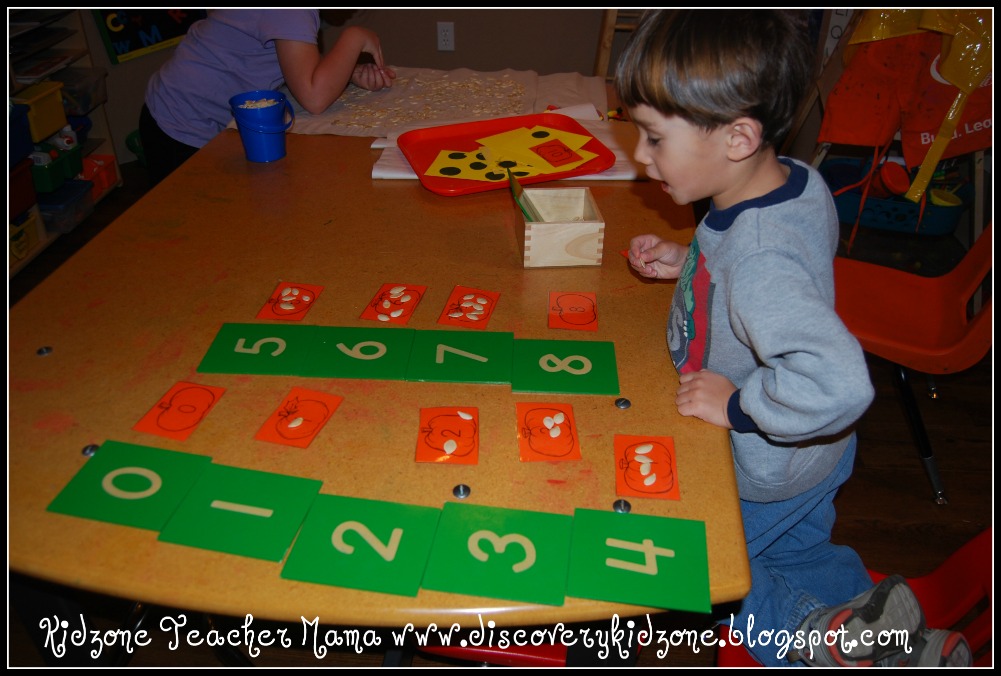 Discovery Kidzone Montessori Adventures: Montessori Monday, Math Madness!! Discovery Kidzone Montessori Adventures: Montessori Monday, Math Madness!!