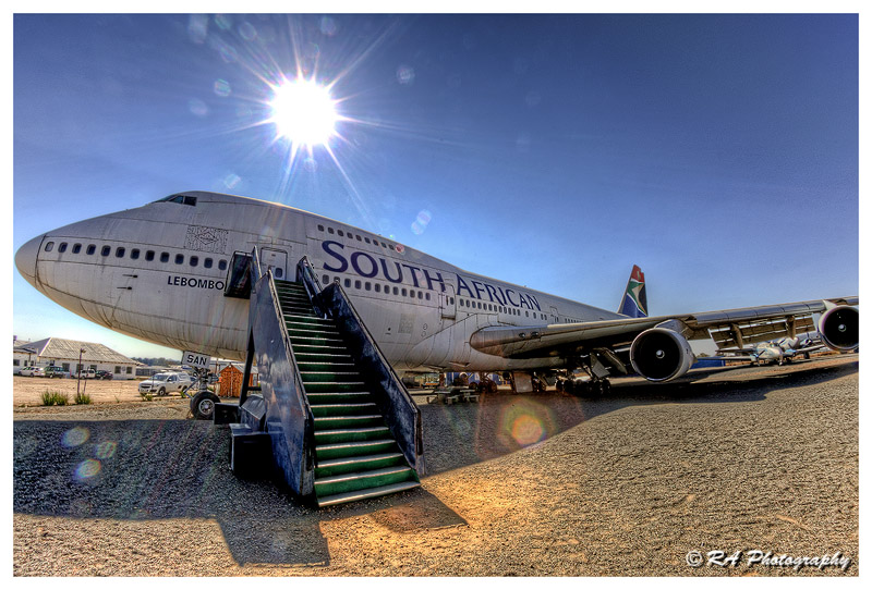 Robbie Aspeling - Photographer: SAA Museum Society - Rand Airport