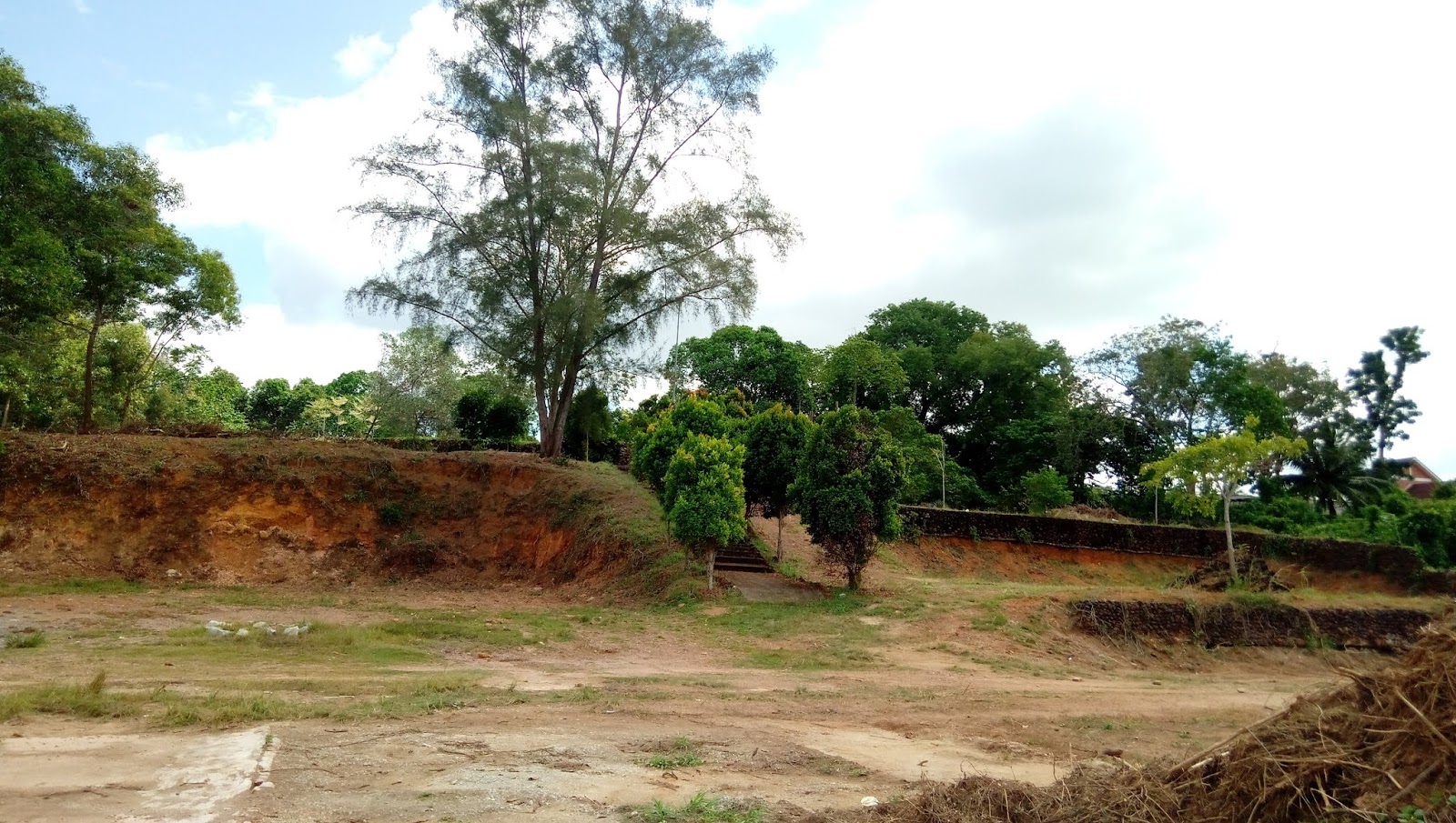 Restoran Terapung & Fort Supai, Kuala Linggi, Melaka