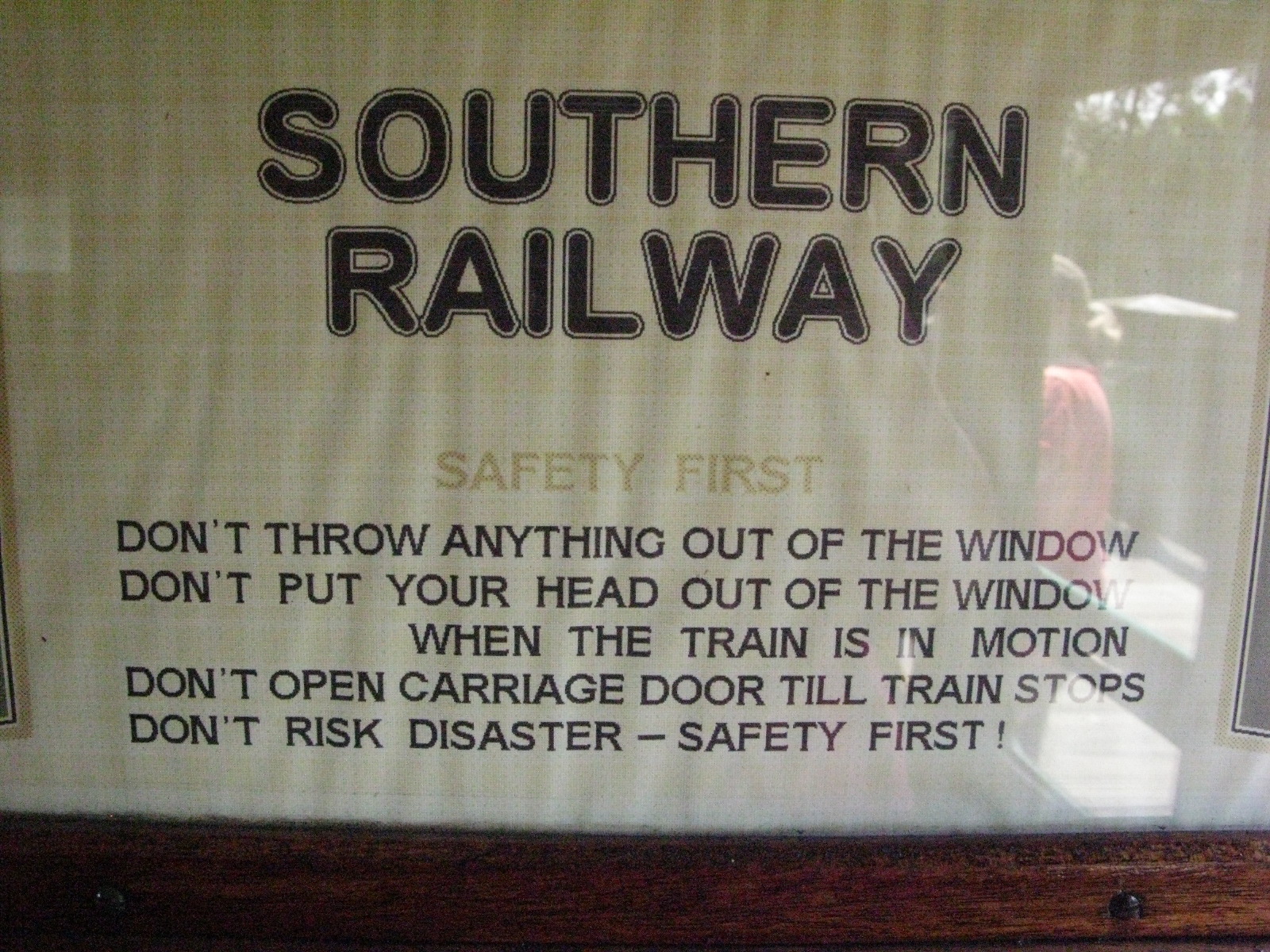 The Quizzical Owl: Isle of Wight Steam Train