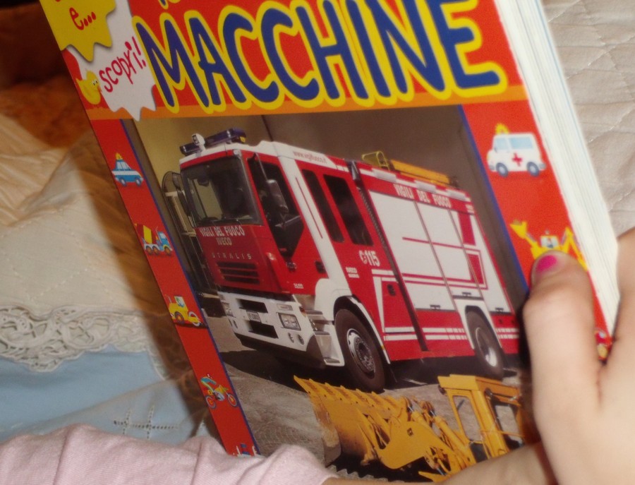 LIBRI: Alza e scopri... le macchine (Giunti Kids)