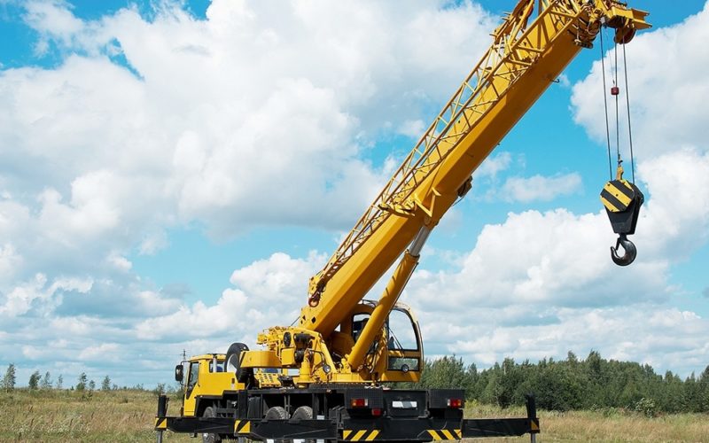 Supplier4 Buyer: Cranes Forklift and Lifting Machines