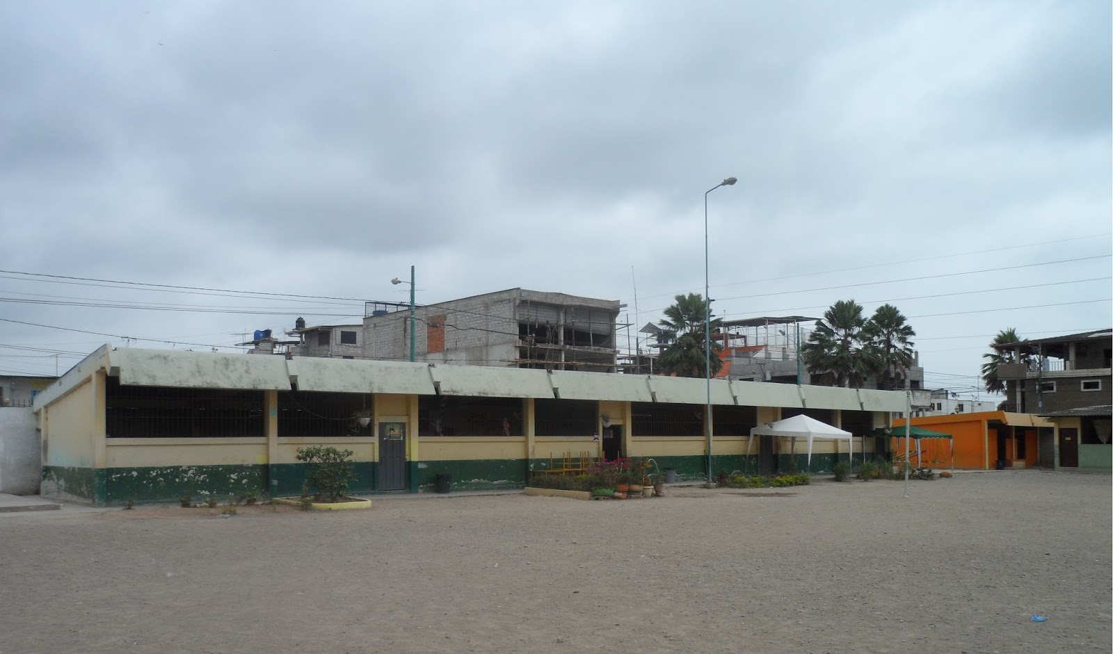 UNIDAD EDUCATIVA "CIUDAD DE MACHALA": Educación Básica