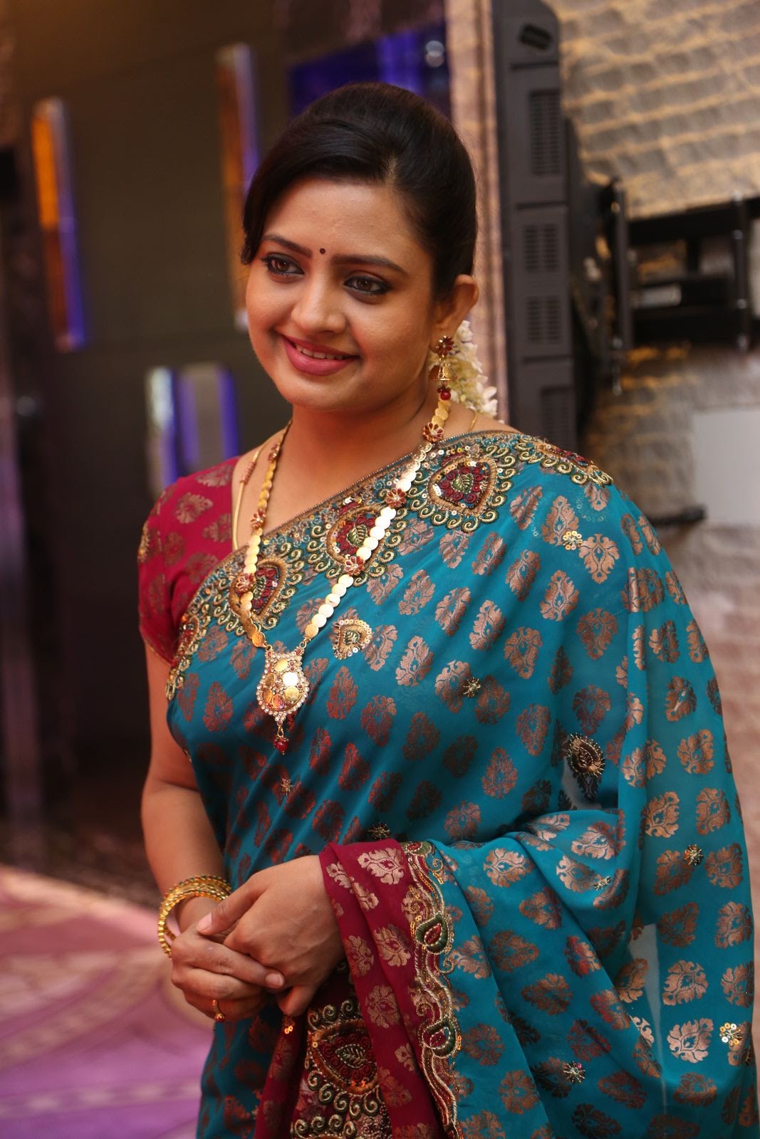 Indraja at Shatamanam Bhavathi sucess meet